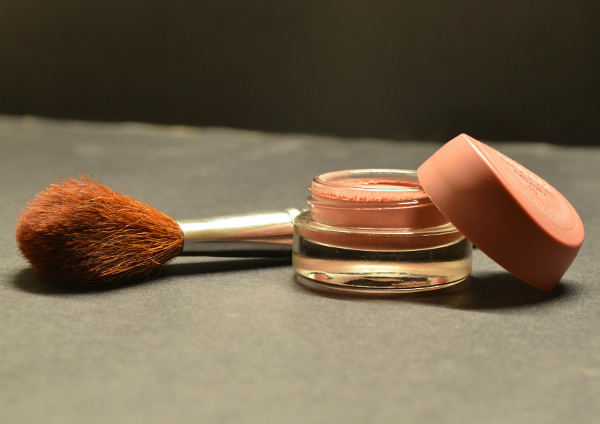 Bronzer ili rumenilo - šta izabrati - Blog | Lilly Drogerie OnLine